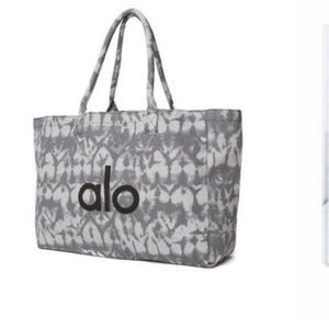 ALO Yoga | Bags | Alo Yoga Shopper Tote Grey Tie Dye Eco Friendly ...